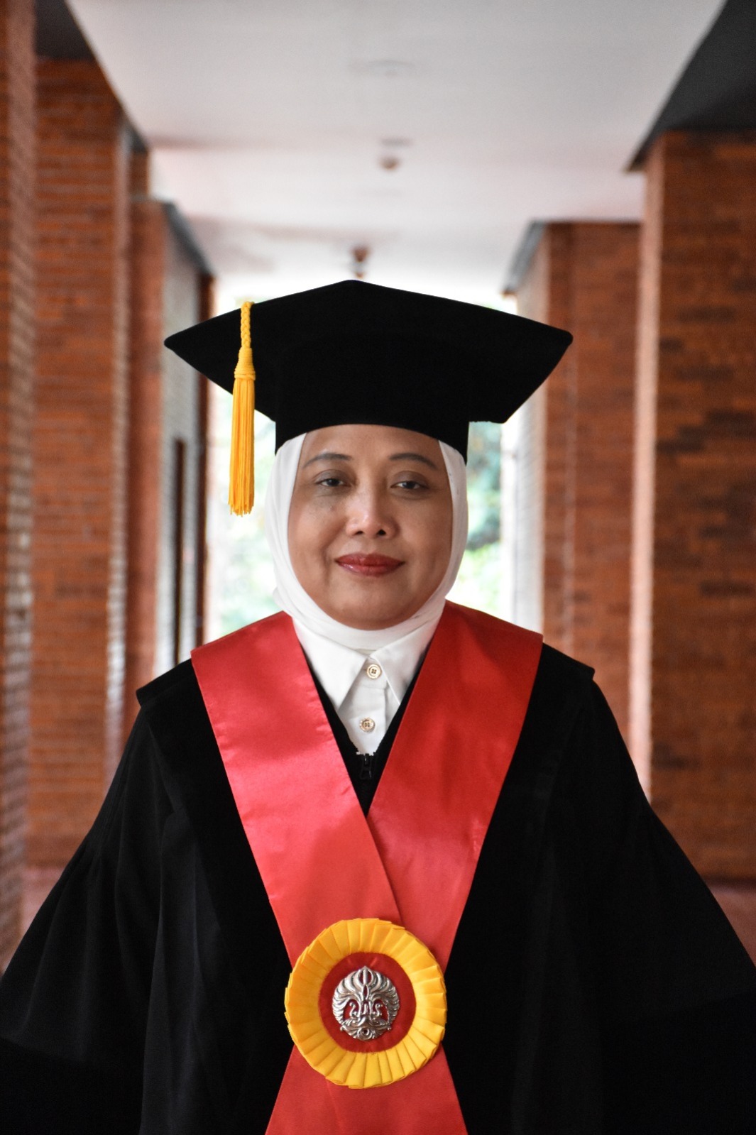 Prof. Dr. Eva Achjani Zulfa, S.H., M.H. - Fakultas Hukum Universitas Indonesia