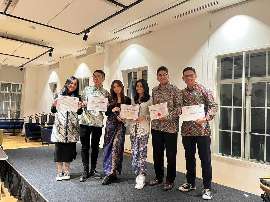 Tim Delegasi FHUI Meraih Highest Ranked Team pada Kompetisi Foreign ...