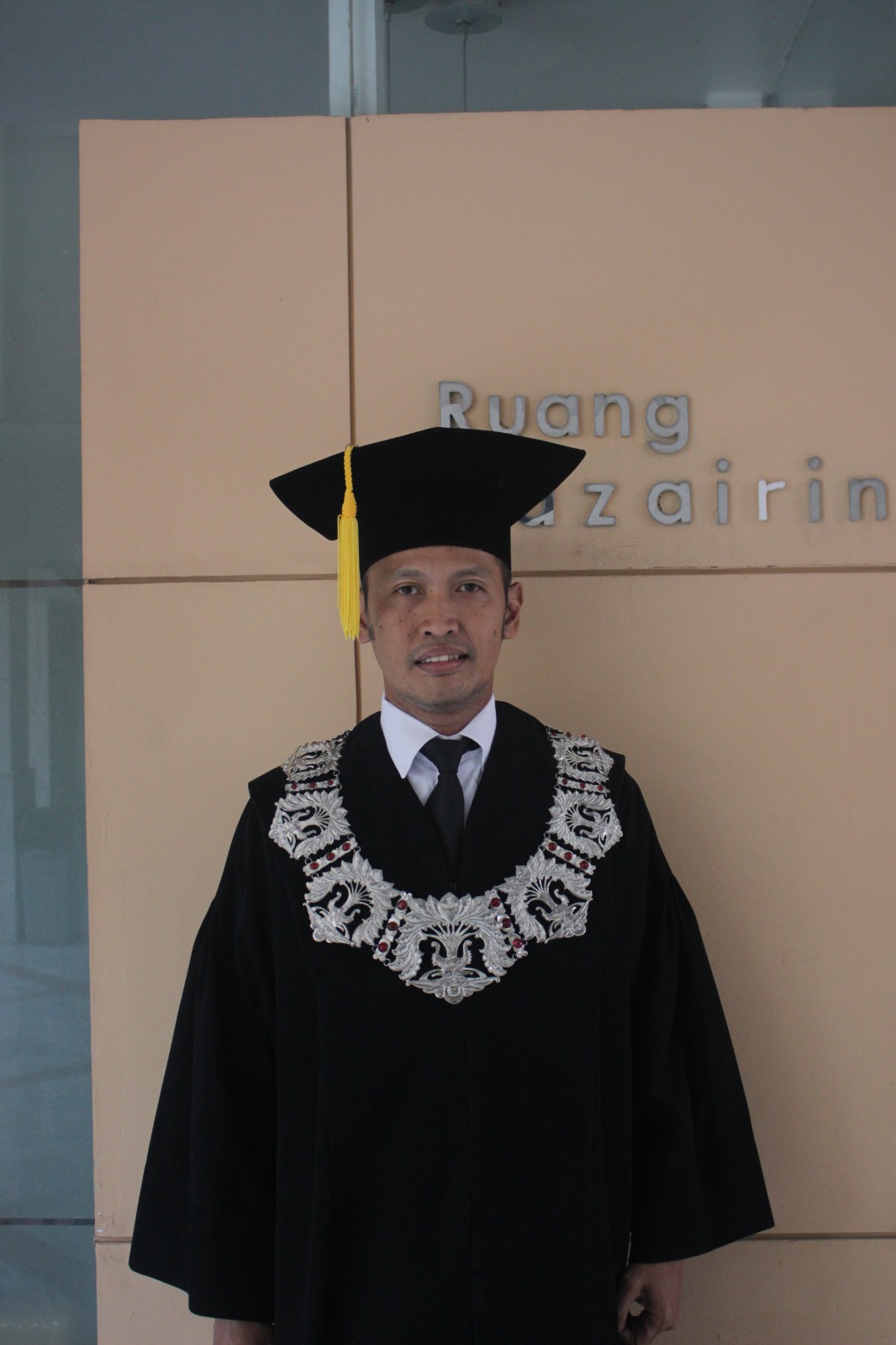 Lembaga Kajian Persaingan dan Kebijakan Usaha (LKPU) - Fakultas Hukum ...