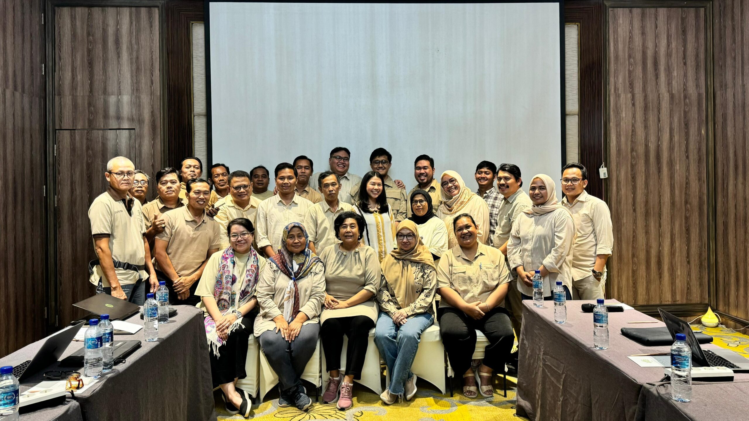 Unit Pendidikan FHUI Gelar Rapat dan Konsinyering: Buku Pedoman ...