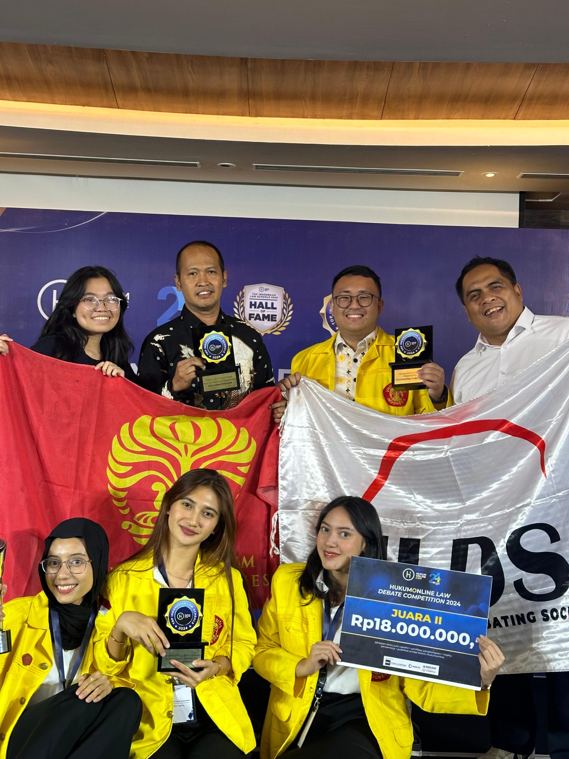Delegasi FHUI Raih Juara II Hukumonline Law Debate Competition 2024 ...
