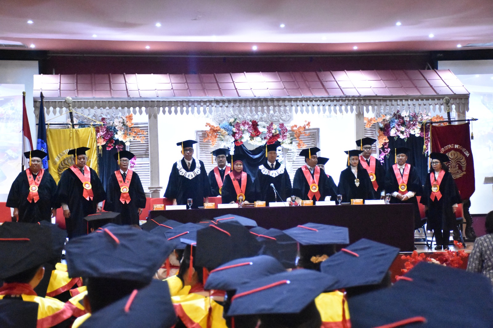 FHUI Luluskan 494 Wisudawan/Wisudawati - Fakultas Hukum Universitas ...