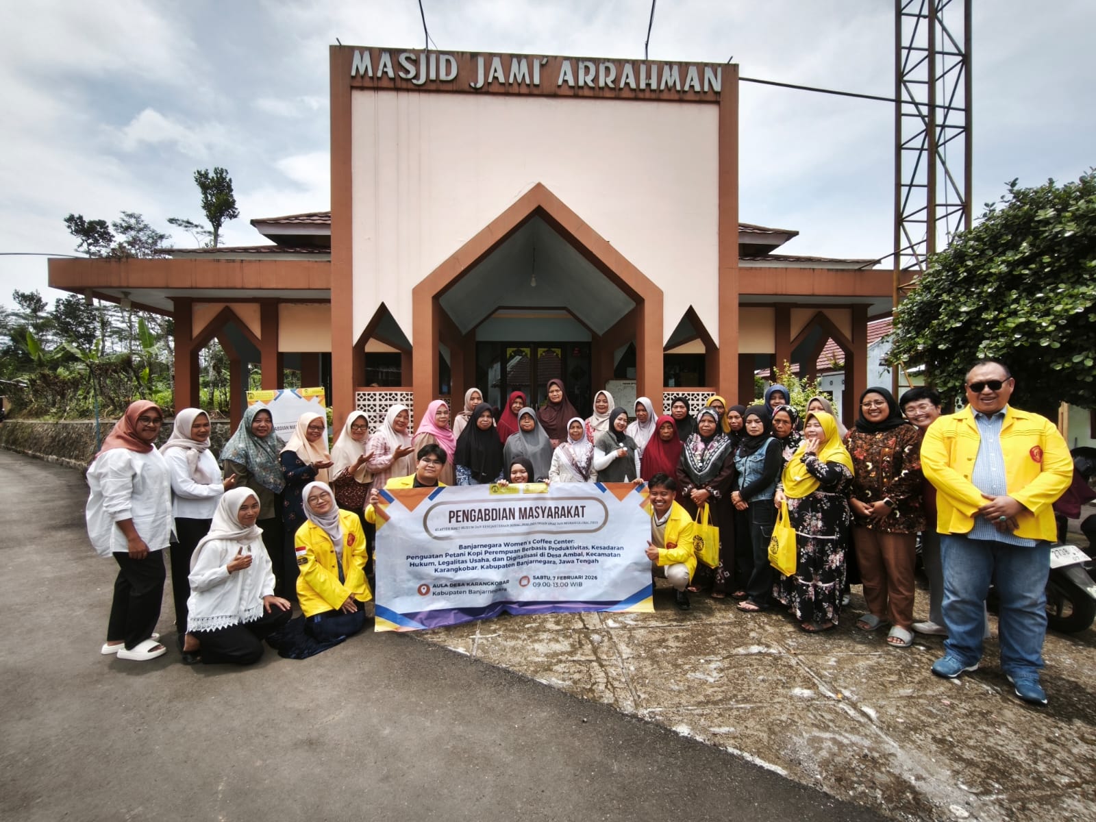 Perempuan Berdaya, Desa Berjaya: Klaster Riset Hukum dan Kesejahteraan ...